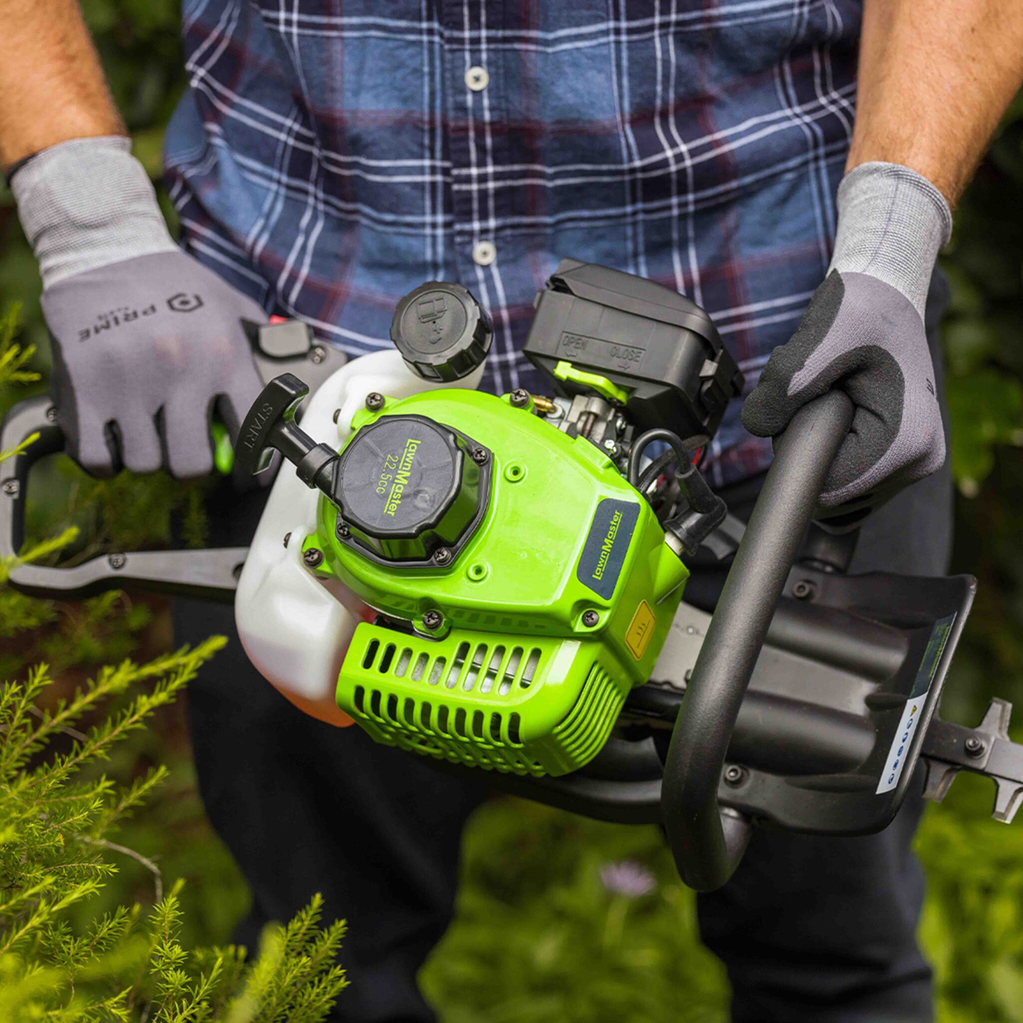 Petrol Hedge Trimmer | LawnMaster