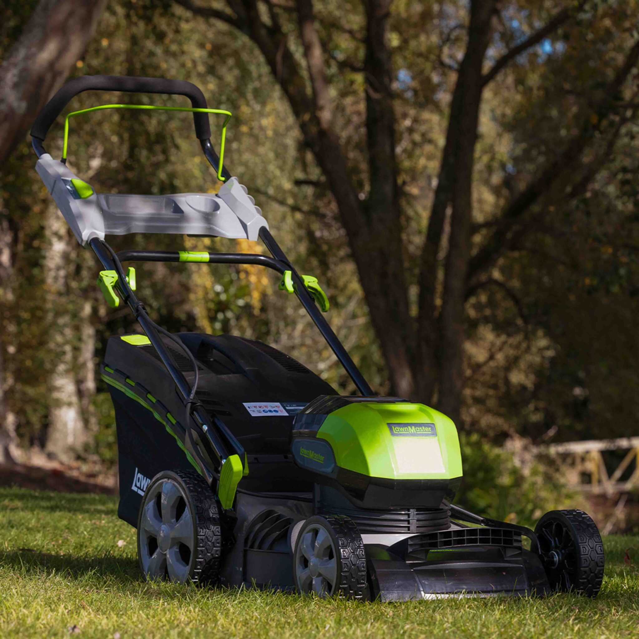 40V Lithium 18" Mower | LawnMaster